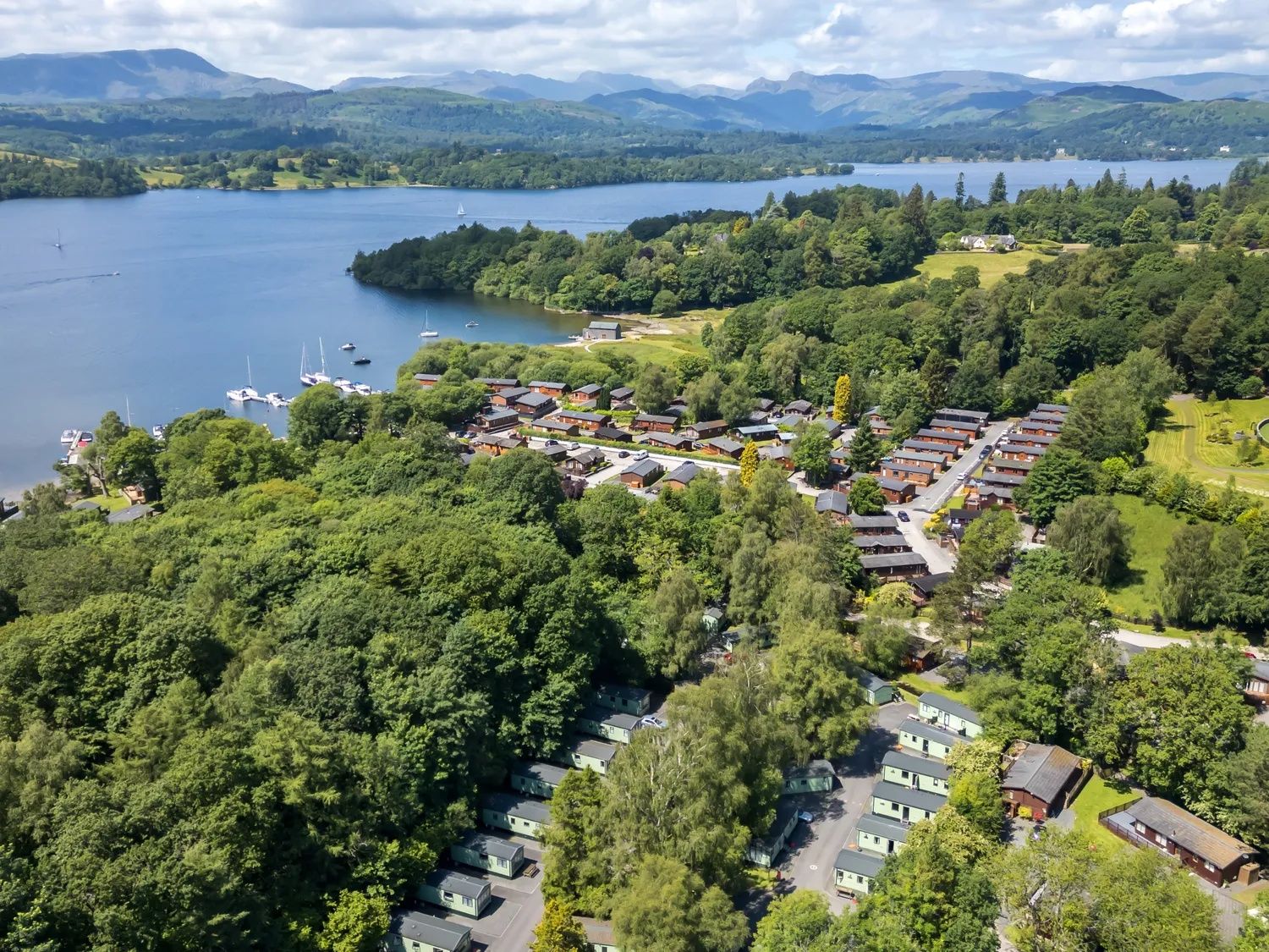 Dovedale Lodge | Windermere | White Cross Bay | Self Catering Holiday ...